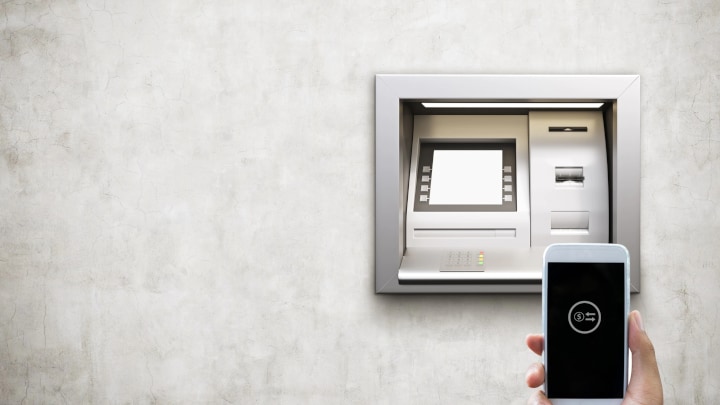 Why Banks Are Moving to Contactless Readers at Cash Machines | NXP ...