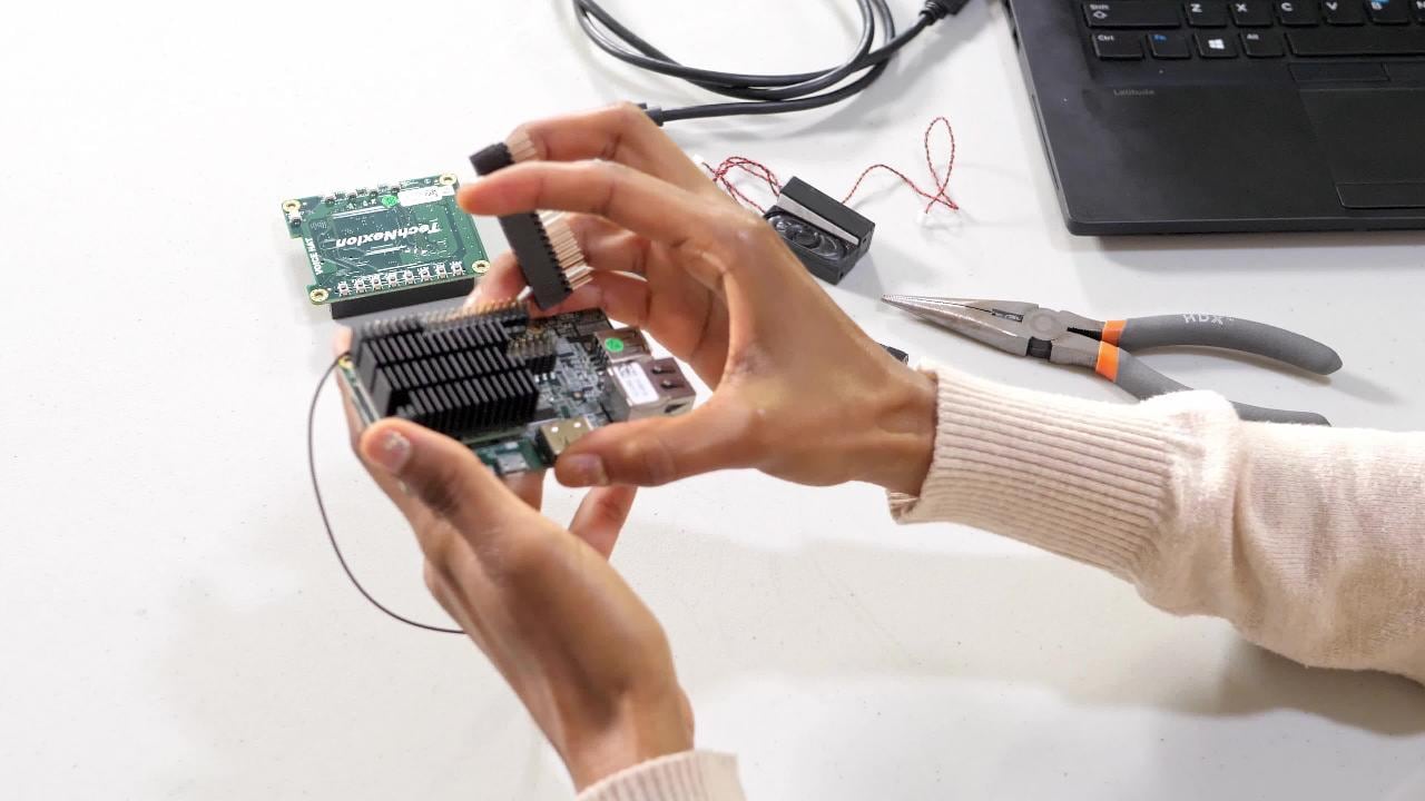 i.MX 8M Dev kit for Amazon AVS Unboxing | NXP Semiconductors